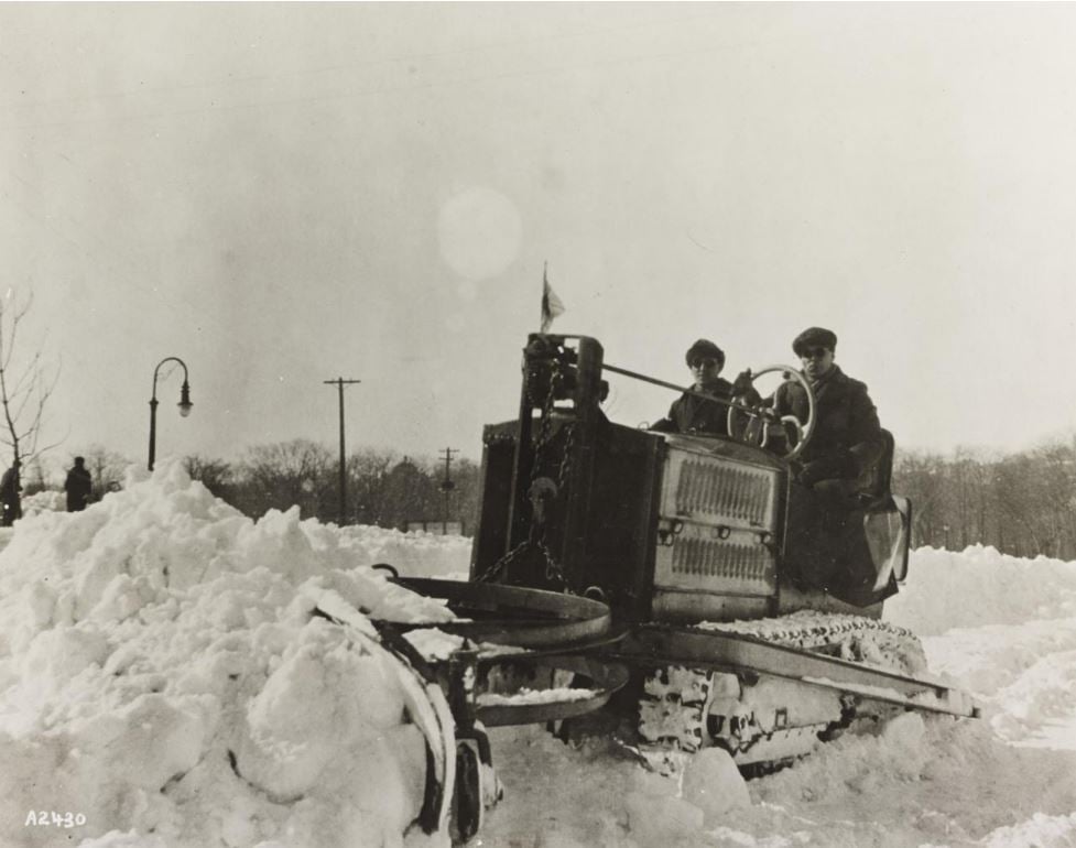 100 years of Cat machines at work in Canada! (Part 1)